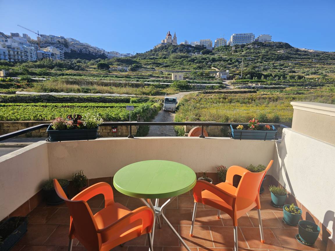 90 M² Ferienwohnung ∙ 3 Schlafzimmer ∙ 6 Gäste - Malta