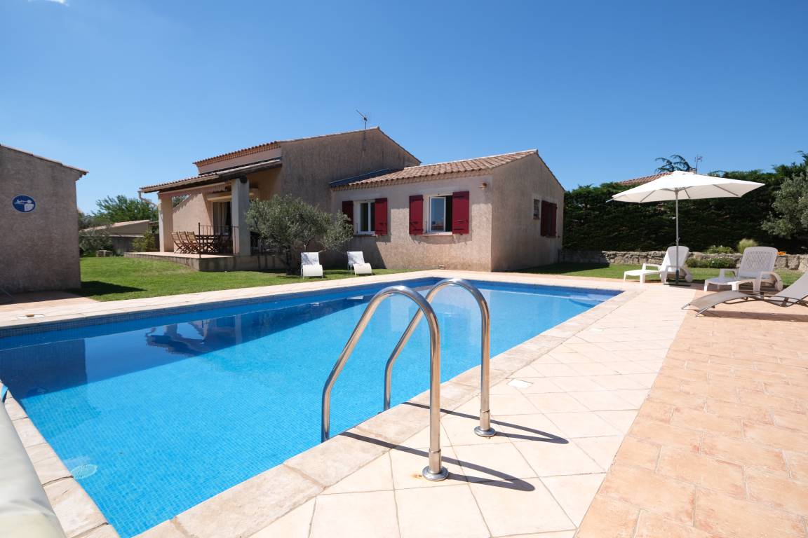 153 M² Villa ∙ 4 Chambres ∙ 8 Personnes - Eygalières
