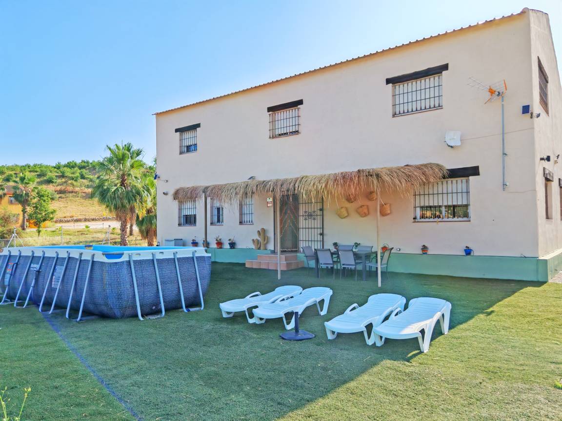 200 M² Casa Rural ∙ 5 Habitaciones ∙ 10 Huéspedes - Pizarra