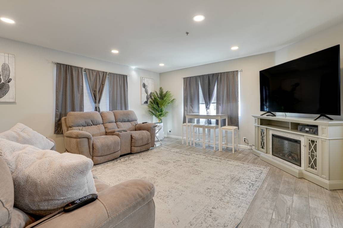 139 M² Apartment ∙ 2 Bedrooms ∙ 4 Guests - Arcadia - Phoenix