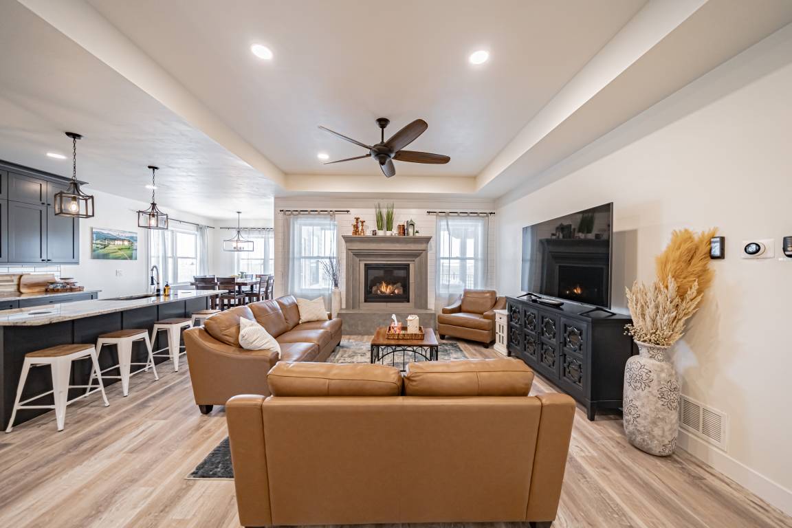 231 M² House ∙ 4 Bedrooms ∙ 14 Guests - Ashton, ID