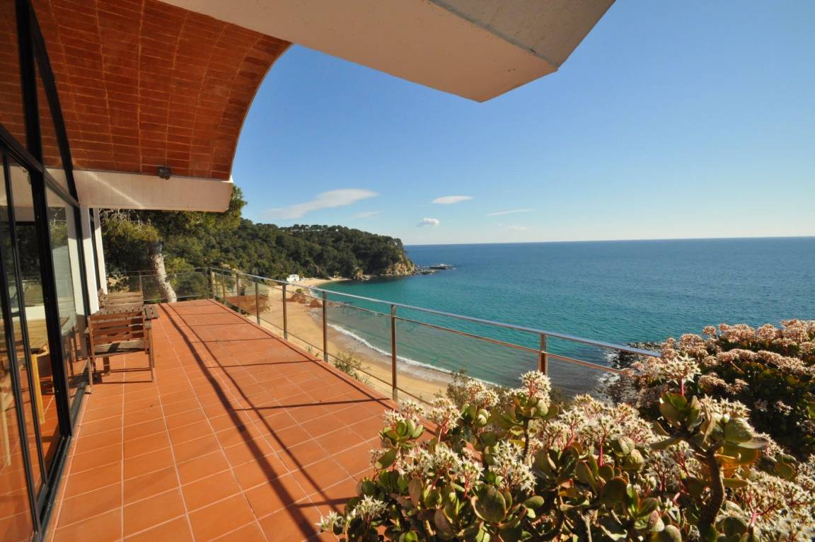 160 M² Villa ∙ 4 Chambres ∙ 9 Personnes - Tossa de Mar