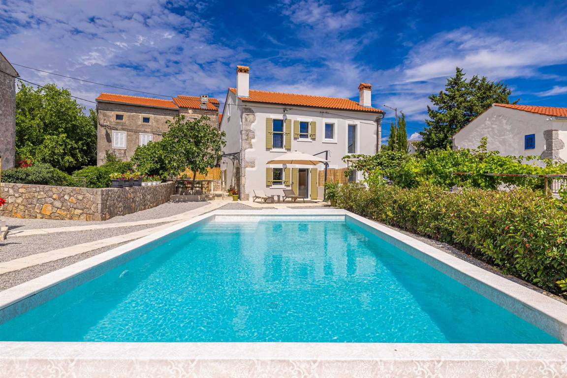 60 M² Huis ∙ 2 Slaapkamers ∙ 5 Gasten - Punat