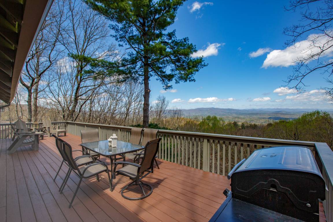 123 M² Cabin ∙ 3 Bedrooms ∙ 8 Guests - Jasper, GA