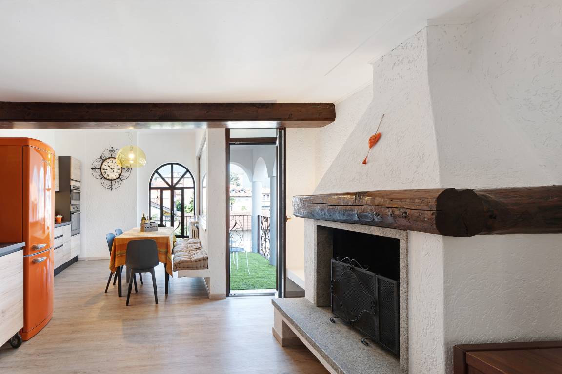 120 M² Maison De Vacances ∙ 2 Chambres ∙ 4 Personnes - Luino