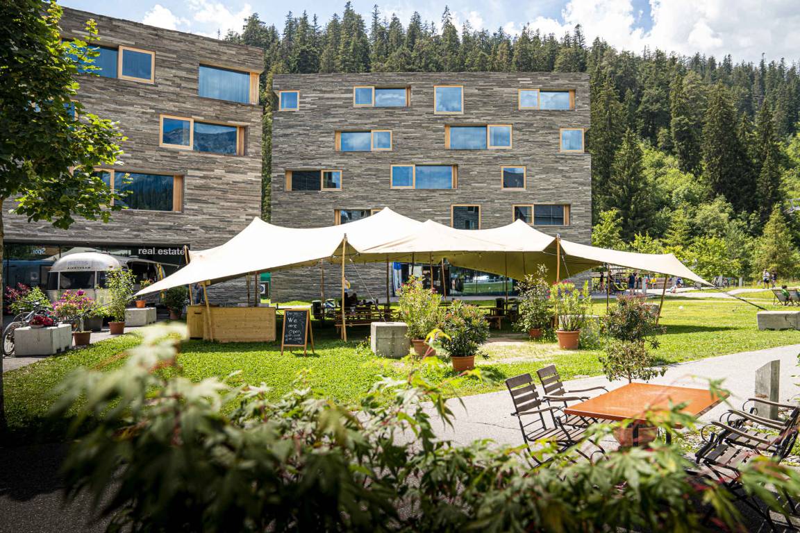61 M² Apartment ∙ 2 Bedrooms ∙ 5 Guests - Laax