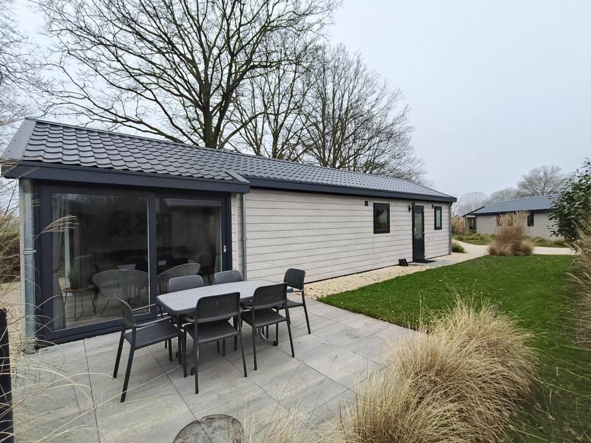 Bungalow ∙ 3 Slaapkamers ∙ 6 Gasten - Tilburg