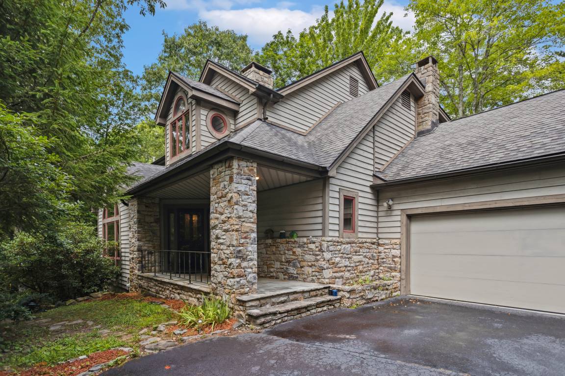 388 M² Cabin ∙ 3 Bedrooms ∙ 10 Guests - North Carolina