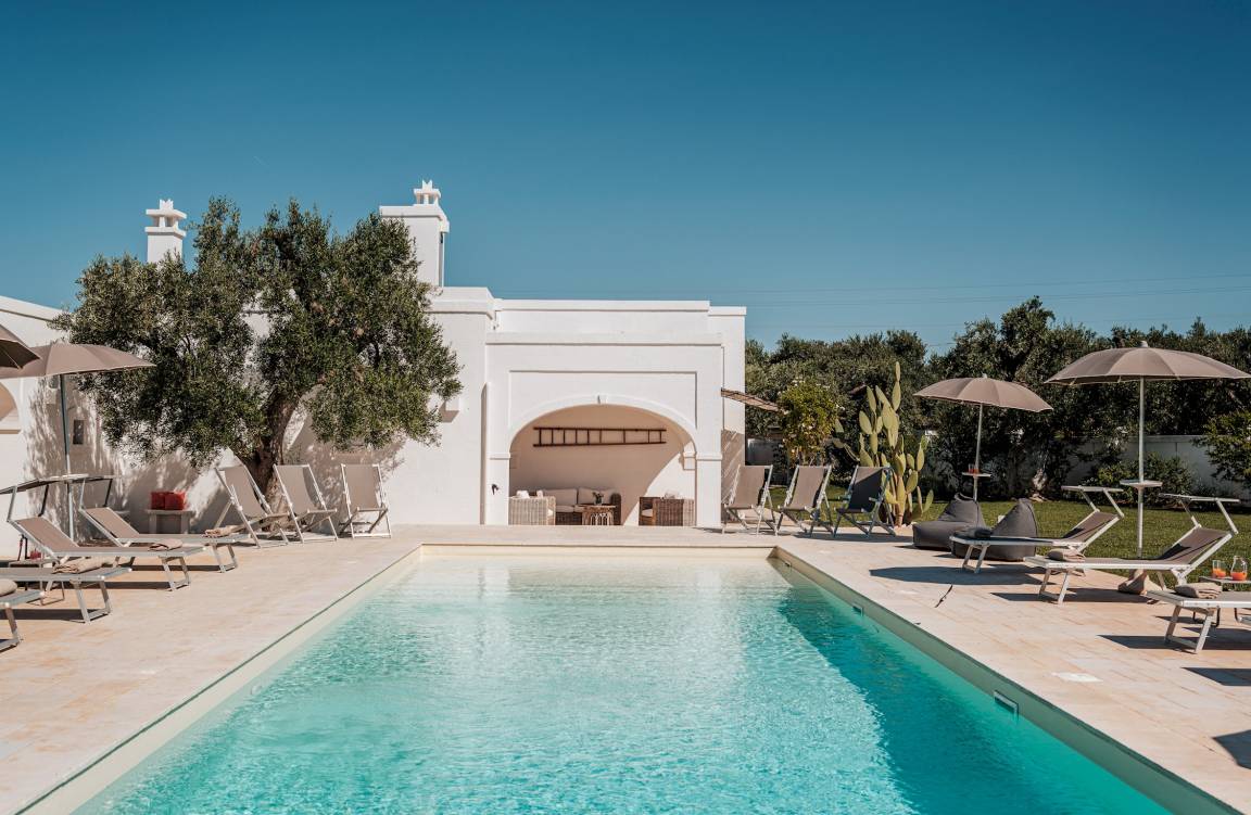 300 M² Villa ∙ 6 Habitaciones ∙ 12 Huéspedes - Fasano