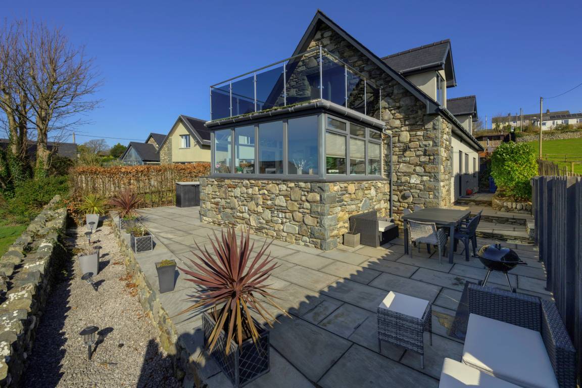 180 M² Cottage ∙ 4 Bedrooms ∙ 8 Guests - Barmouth