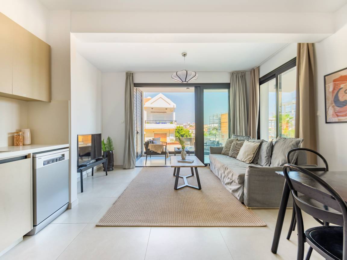 76 M² Apartment ∙ 3 Bedrooms ∙ 6 Guests - Cyprus