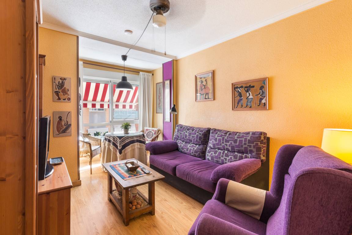 65 M² Apartamento ∙ 2 Habitaciones ∙ 4 Huéspedes - Murcia