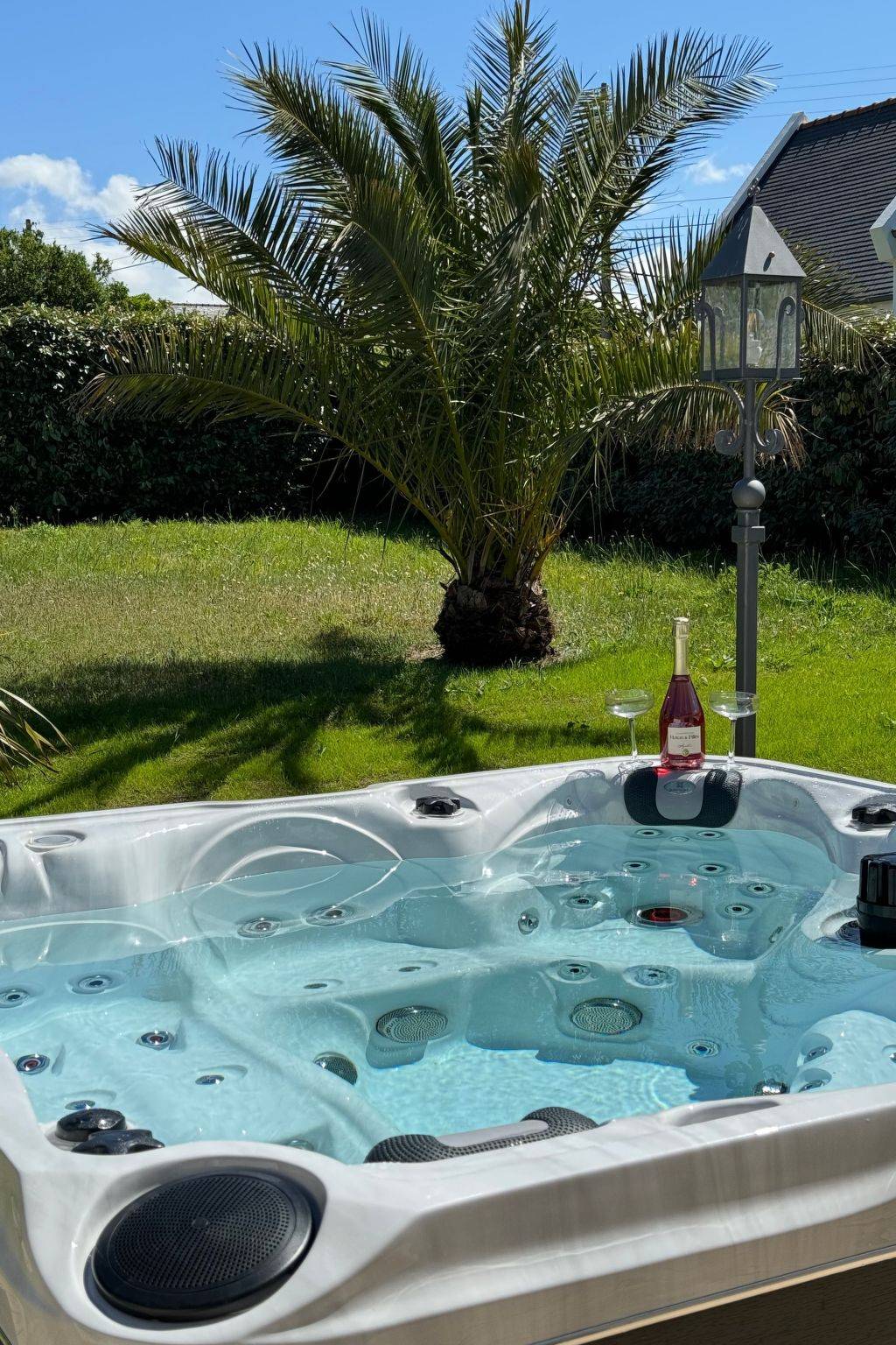 140 M² Ferienhaus ∙ 2 Schlafzimmer ∙ 4 Gäste - Kerlouan