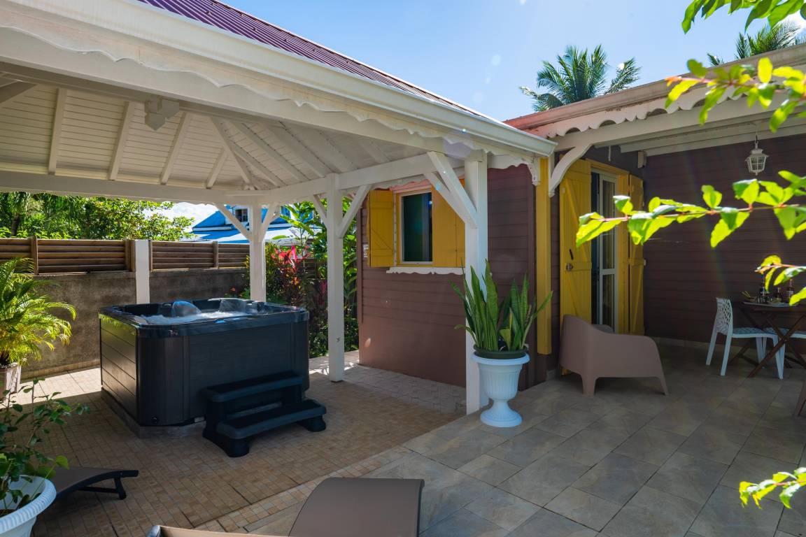 42 M² House ∙ 1 Bedroom ∙ 2 Guests - Guadeloupe