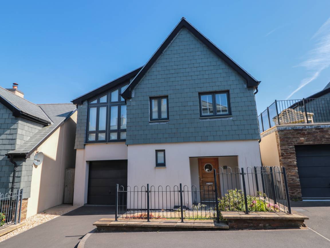 Cottage ∙ 4 Bedrooms ∙ 7 Guests - Kingsbridge