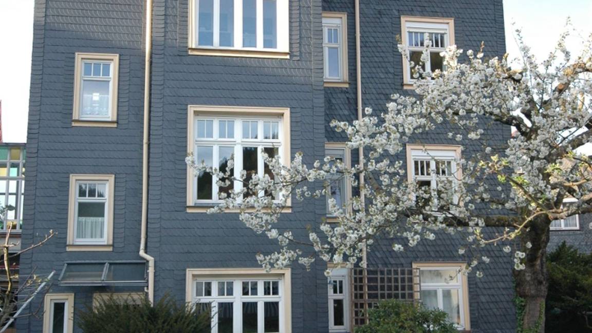 100 M² Ferienwohnung ∙ 2 Schlafzimmer ∙ 4 Gäste - Friedrichroda