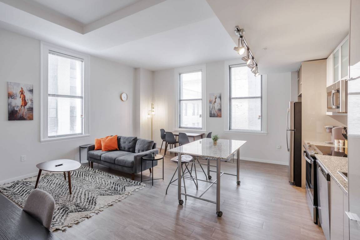 Apartment ∙ 3 Bedrooms ∙ 6 Guests - Cincinnati, OH