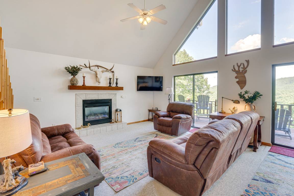 102 M² House ∙ 2 Bedrooms ∙ 4 Guests - Harrah's Cherokee Valley River