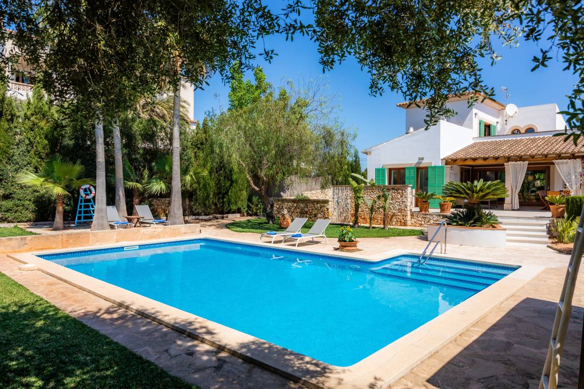 300 M² Villa ∙ 4 Slaapkamers ∙ 8 Gasten - Portocolom