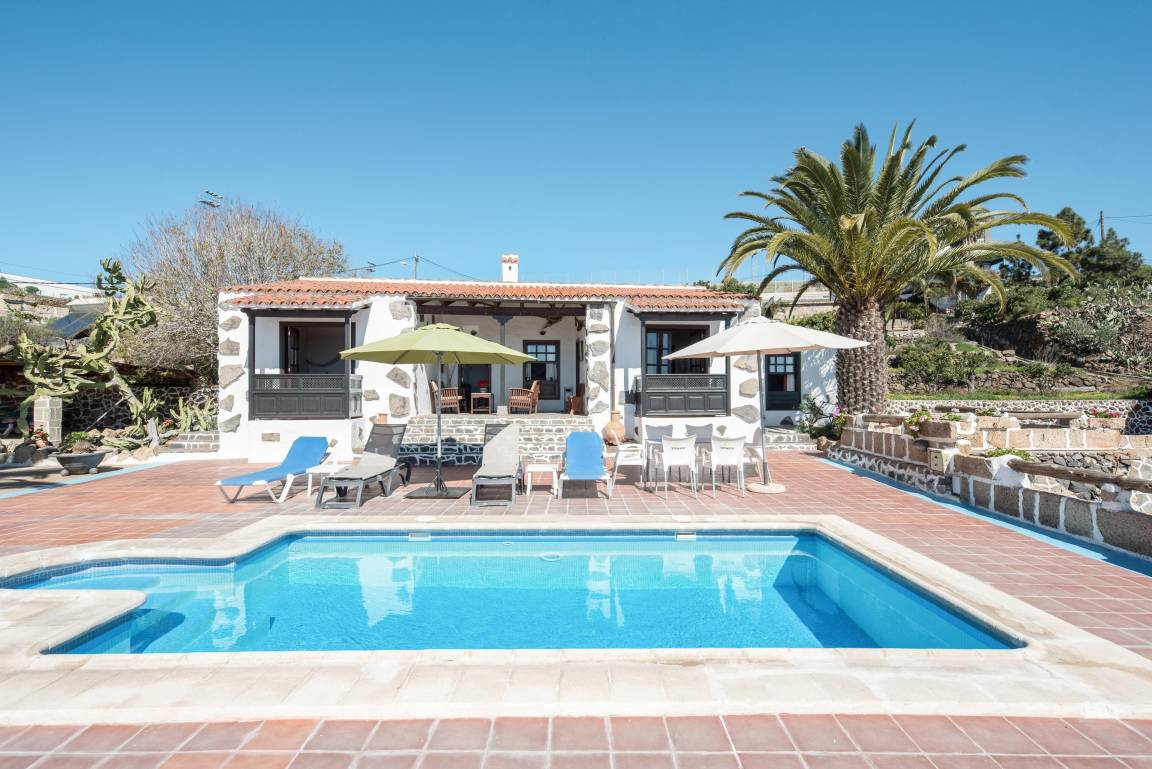 110 M² Casa De Campo ∙ 3 Habitaciones ∙ 6 Huéspedes - Tenerife