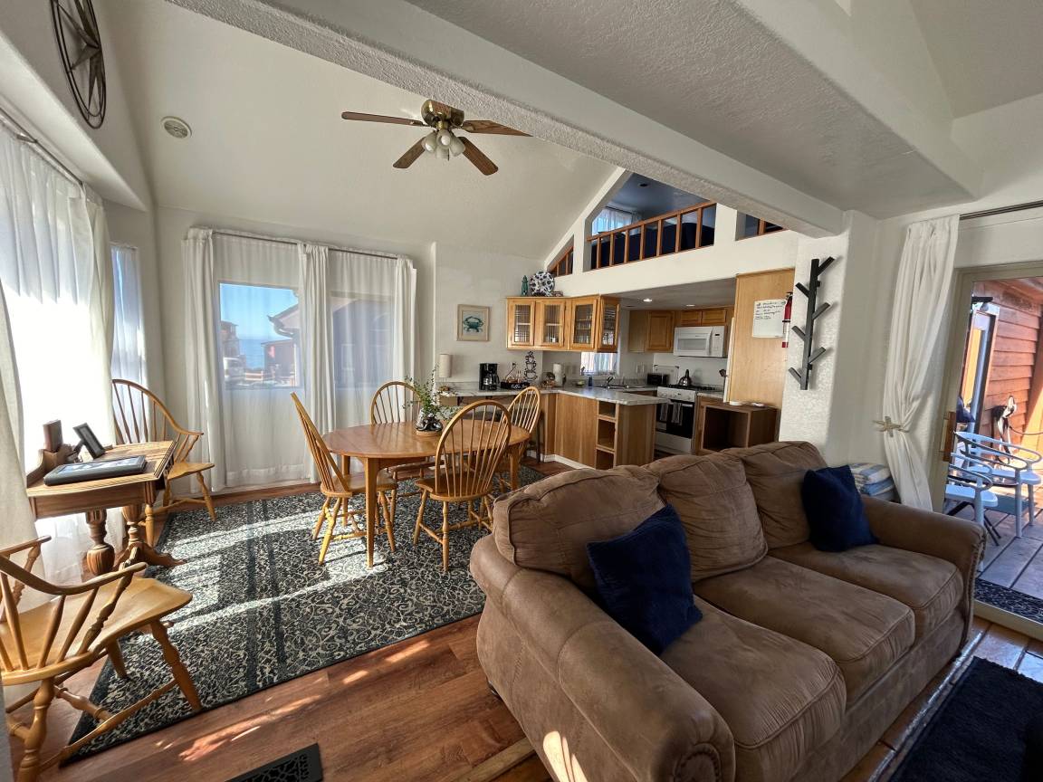 50 M² Apartamento ∙ 2 Habitaciones ∙ 7 Huéspedes - Smith River, CA