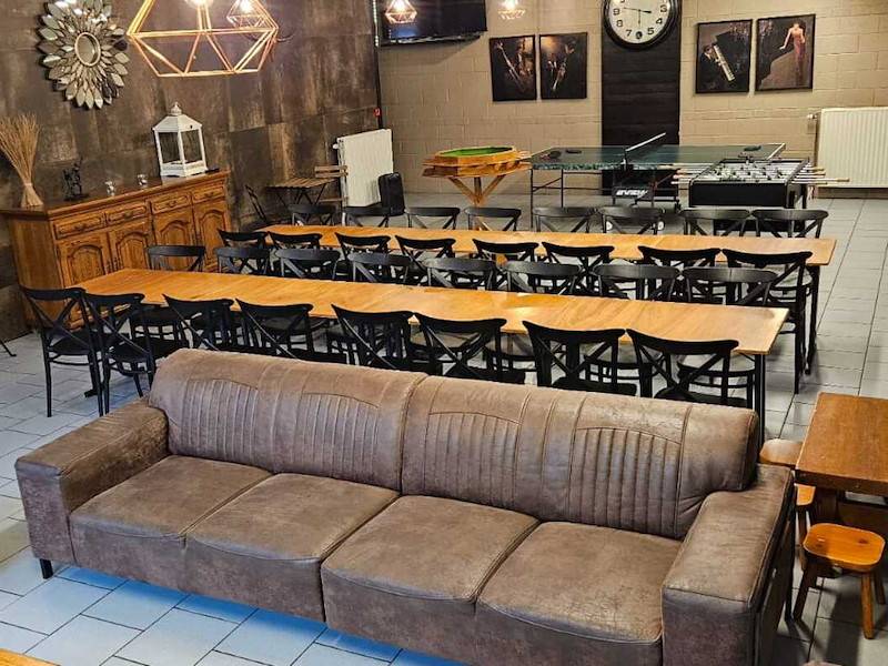 Maison De Vacances ∙ 10 Chambres ∙ 60 Personnes - Aubel