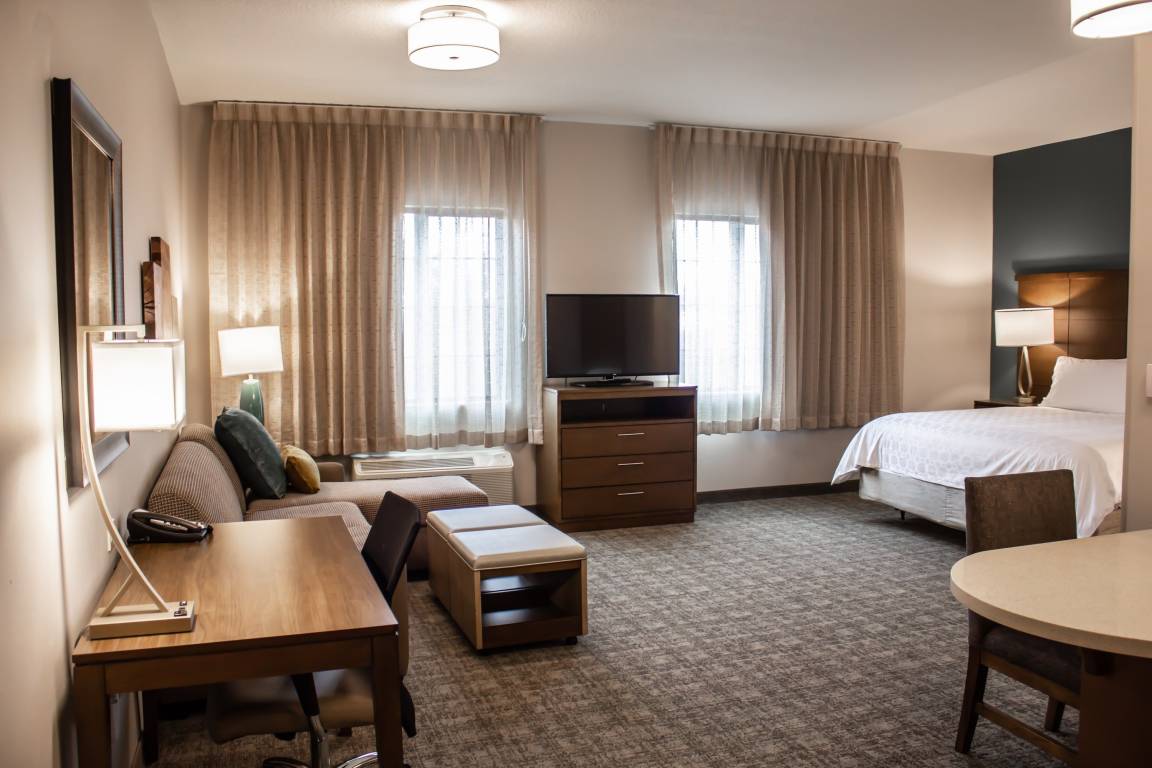 Studio Flat ∙ 1 Bedroom ∙ 2 Guests - Jacksonville, NC