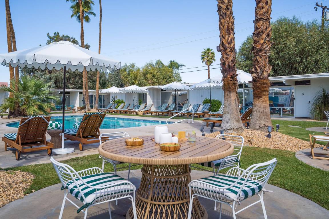 594 M² Hotel ∙ 1 Habitación ∙ 2 Huéspedes - Desert Hot Springs, CA