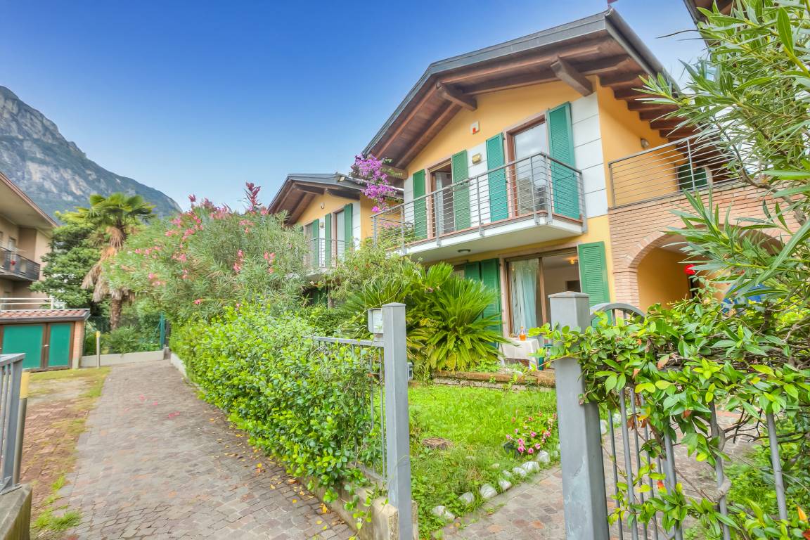180 M² Villa ∙ 4 Chambres ∙ 6 Personnes - Riva del Garda