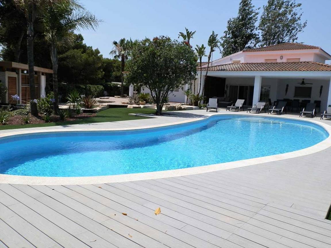 200 M² Casa Rural ∙ 5 Habitaciones ∙ 10 Huéspedes - Riumar