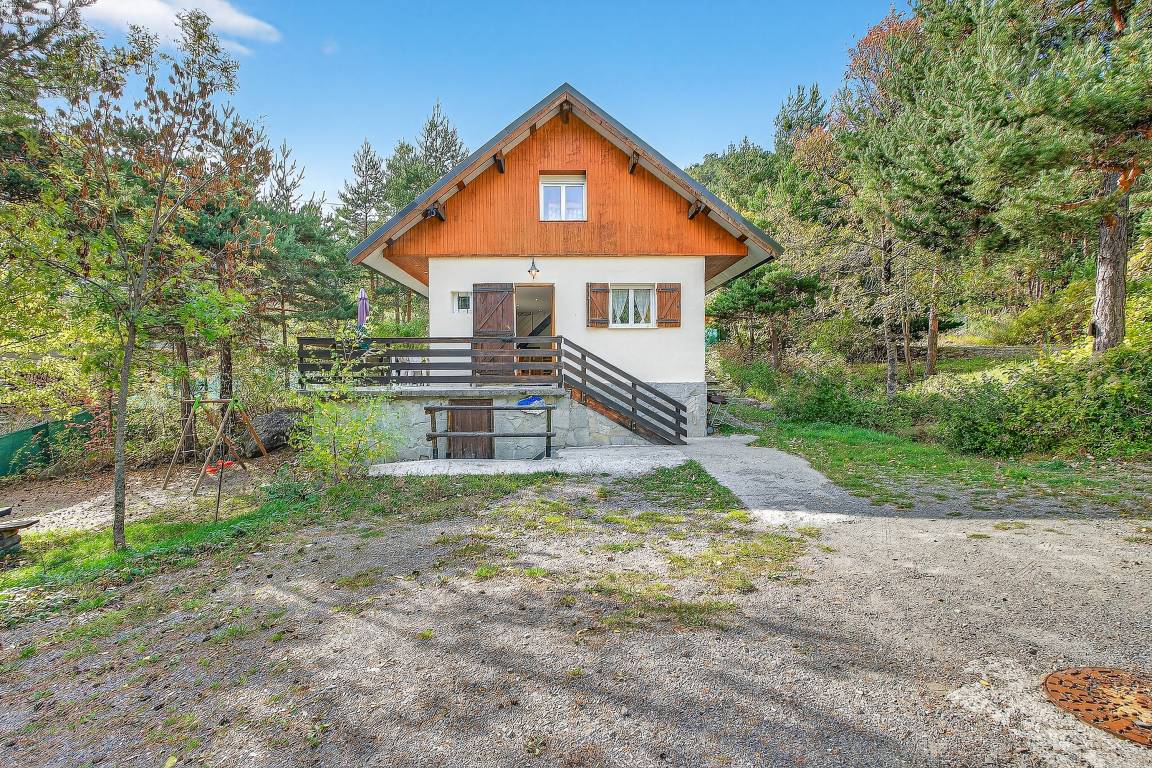 110 M² Chalet ∙ 5 Bedrooms ∙ 12 Guests - Les Orres