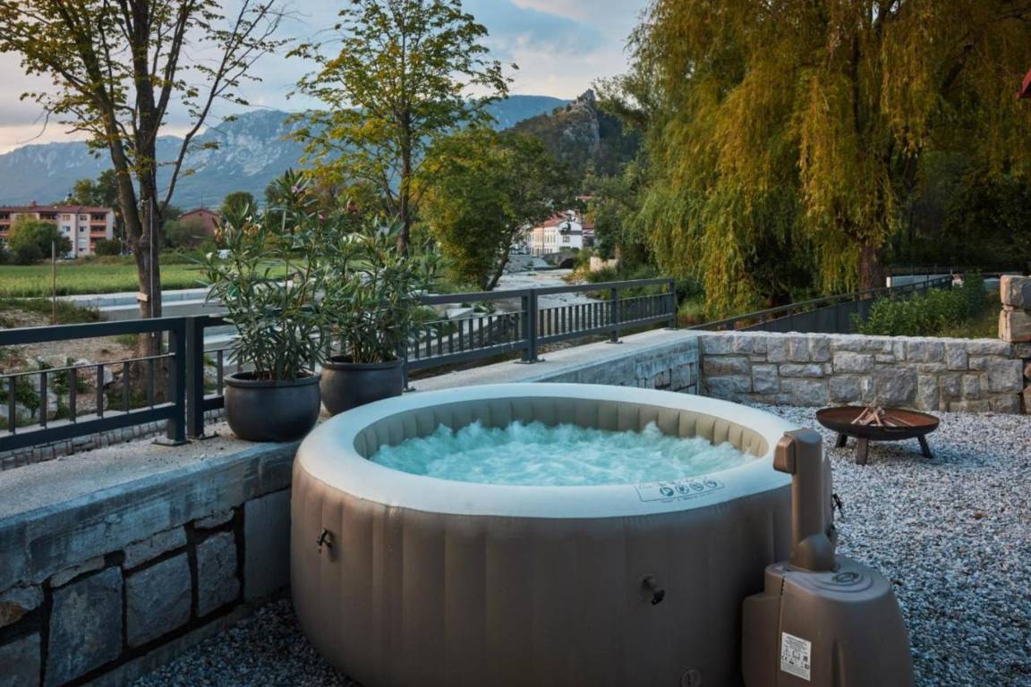 140 M² Villa ∙ 3 Bedrooms ∙ 6 Guests - Ajdovščina