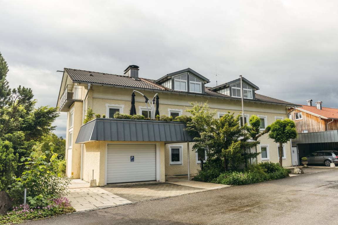 Ferienwohnung ∙ 6 Schlafzimmer ∙ 17 Gäste - Scheidegg
