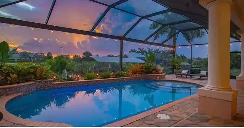 215 M² House ∙ 4 Bedrooms ∙ 8 Guests - Cape Coral, FL