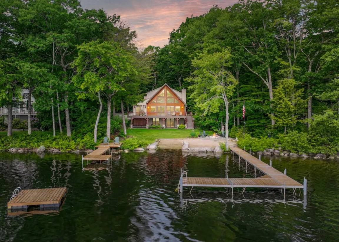 House ∙ 7 Bedrooms ∙ 15 Guests - Bridgton, ME