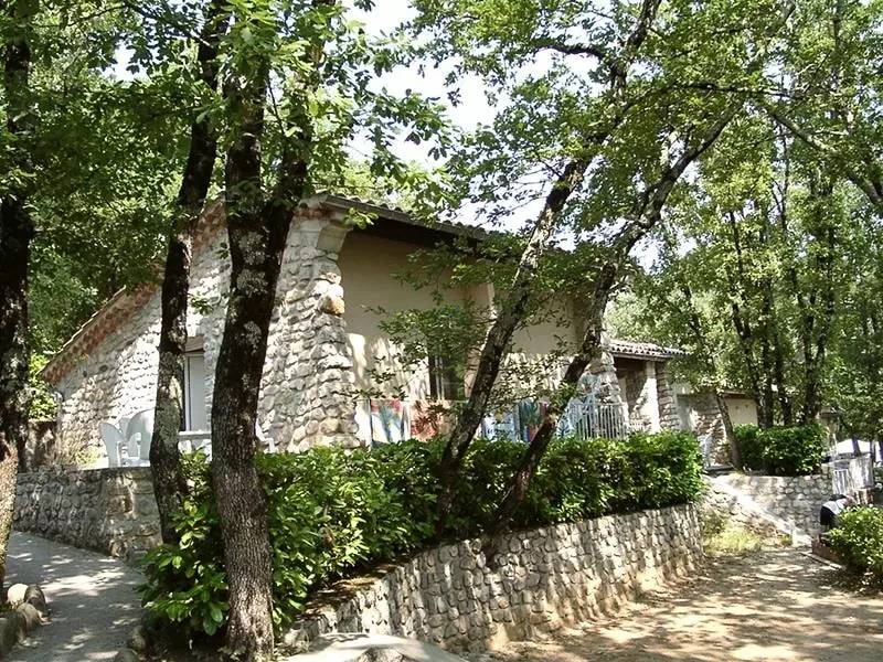 40 M² Mobil-home ∙ 2 Chambres ∙ 6 Personnes - Barjac