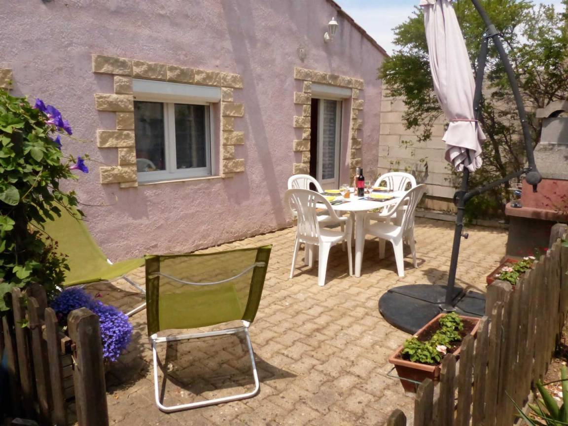 39 M² Mökki ∙ 1 Makuuhuone ∙ 2 Vierasta - Lagrasse
