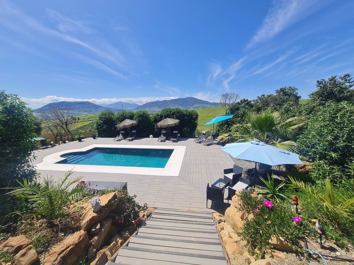 40 M² Apartamento ∙ 2 Habitaciones ∙ 5 Huéspedes - Álora