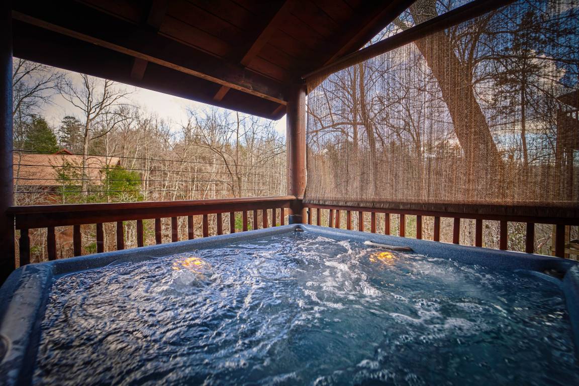 167 M² House ∙ 2 Bedrooms ∙ 8 Guests - Gatlinburg, TN