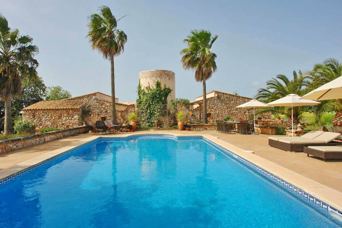 Dom ∙ 5 Sypialni ∙ 10 Gości - Cala Llombards