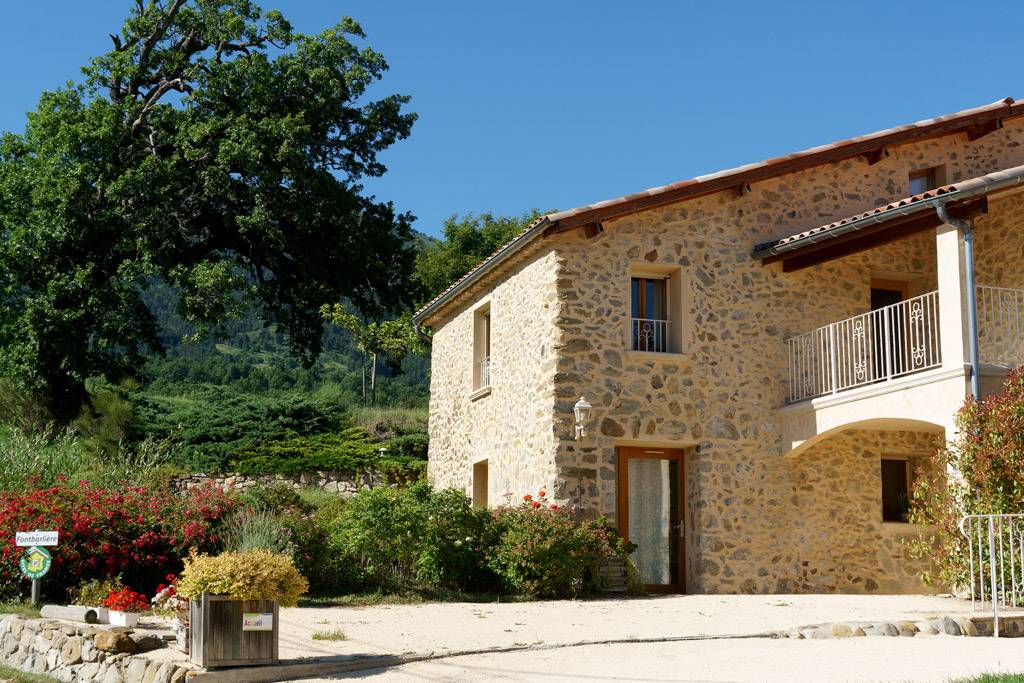 52 M² Gîte ∙ 1 Chambre ∙ 2 Personnes - Alpes-de-Haute-Provence