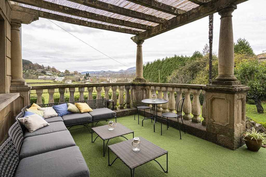 250 M² Casa ∙ 6 Habitaciones ∙ 12 Huéspedes - Langreo