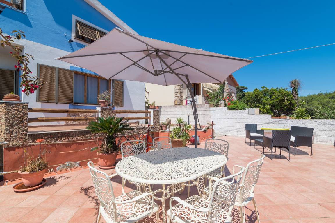 70 M² Appartamento Vacanza ∙ 1 Camera Da Letto ∙ 5 Ospiti - La Maddalena