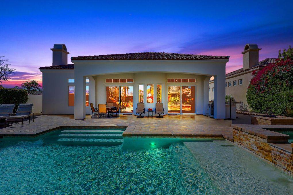 246 M² House ∙ 3 Bedrooms ∙ 7 Guests - La Quinta, CA