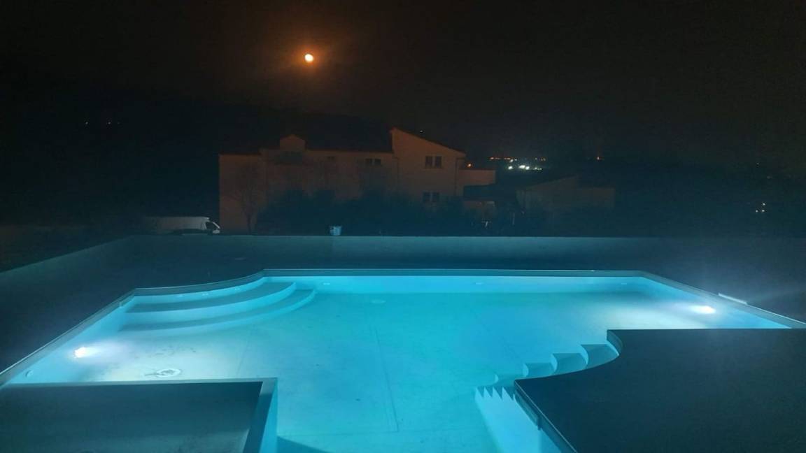 80 M² Apartamento ∙ 2 Habitaciones ∙ 5 Huéspedes - Split