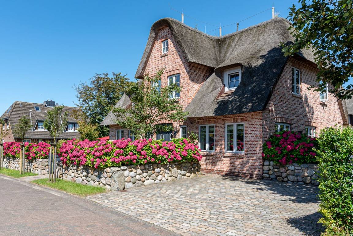 200 M² Ferienhaus ∙ 2 Schlafzimmer ∙ 6 Gäste - Utersum