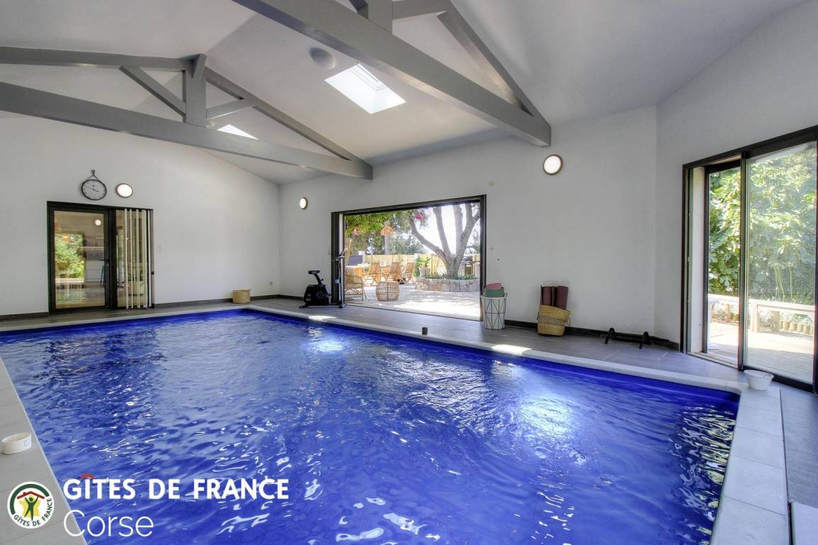 300 M² Gîte ∙ 4 Schlafzimmer ∙ 8 Gäste - Corse