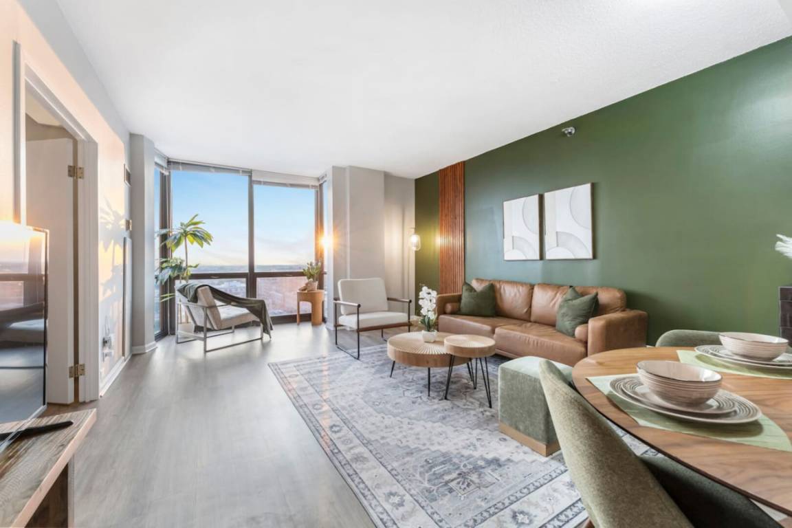 70 M² Apartment ∙ 2 Bedrooms ∙ 4 Guests - Chicago O'Hare Airport (ORD)