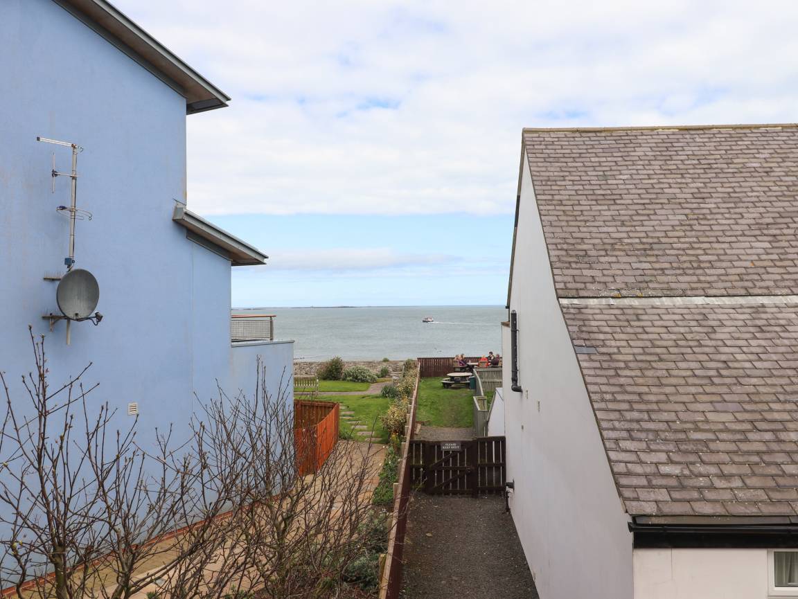 Cottage ∙ 2 Bedrooms ∙ 4 Guests - Seahouses
