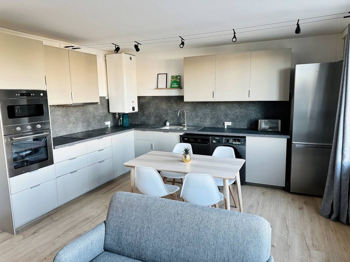 80 M² Appartement ∙ 4 Chambres ∙ 4 Personnes - Léognan